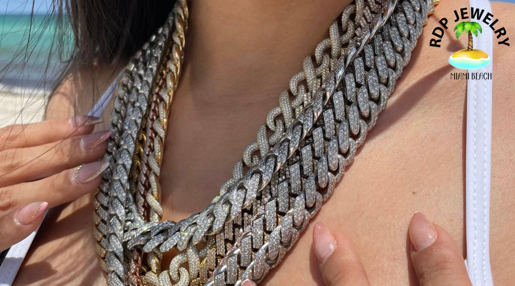 Blogs - Iced Out Cuban Link Chains - The Ultimate Guide
