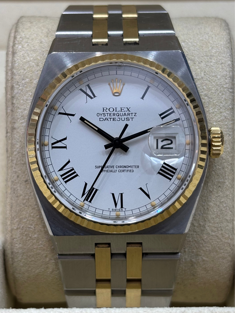 SHOP PLAIN JANE WATCHES COLLECTION
