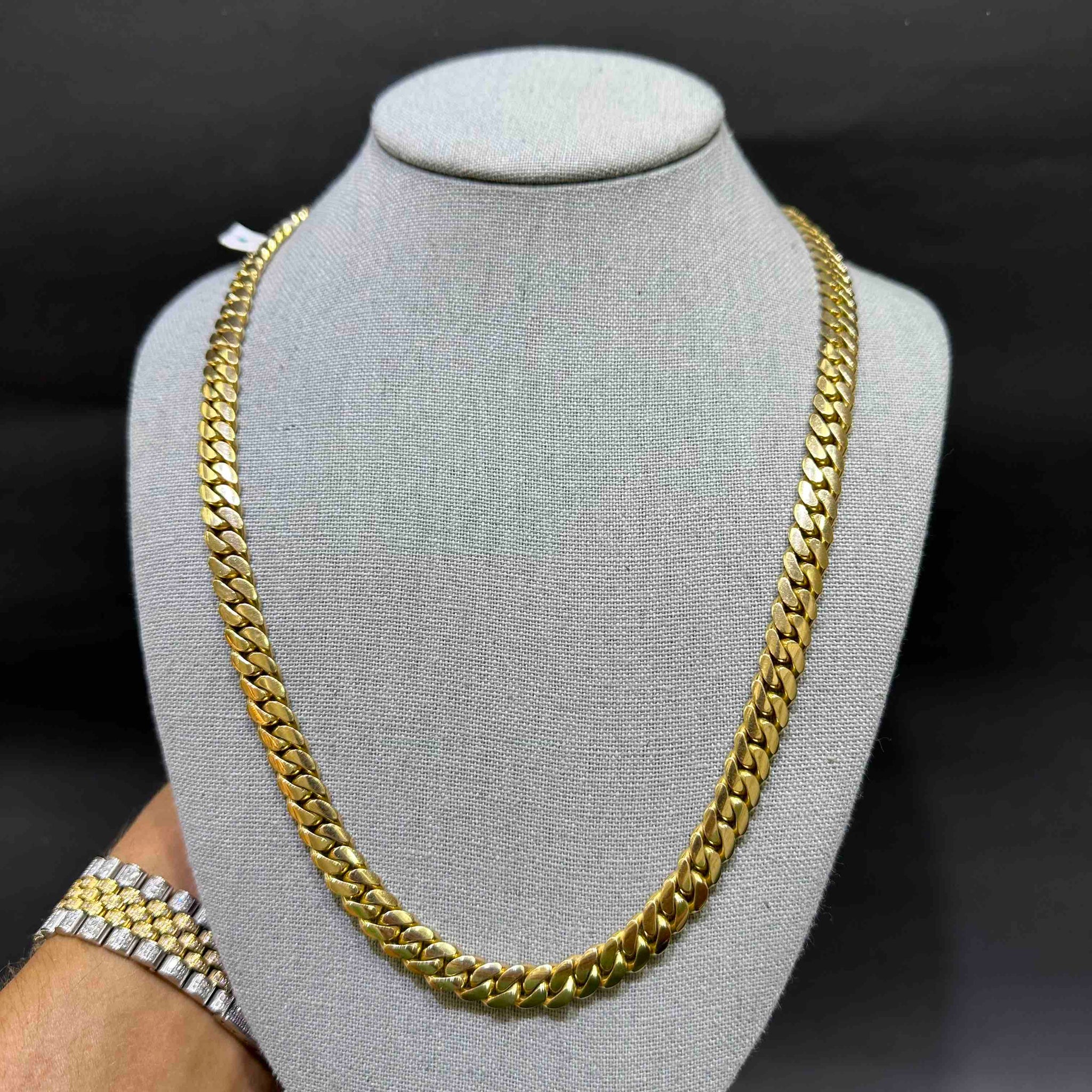14k 8mm Heavy Cuban Link 28 Inches | 150 Grams
