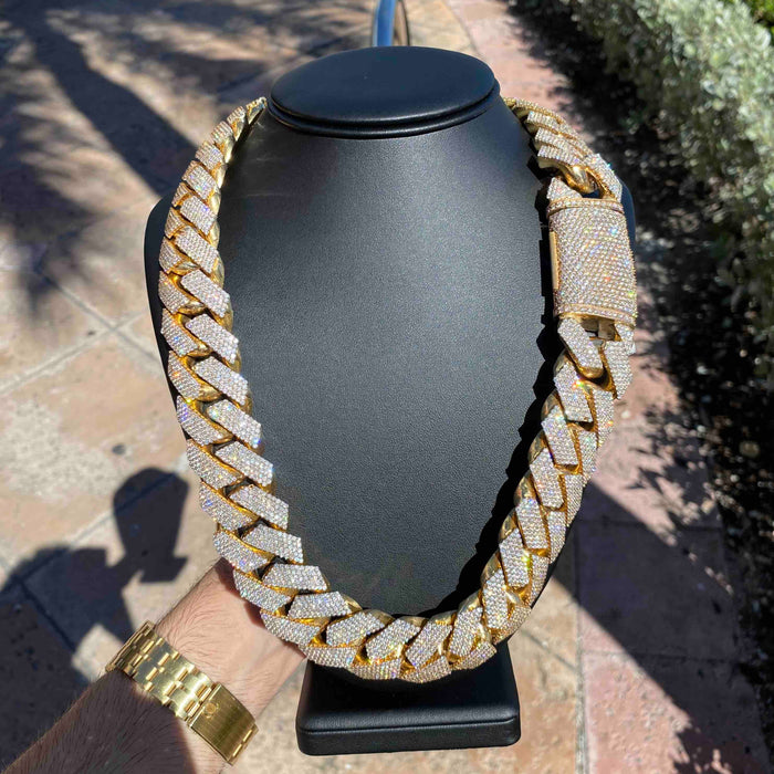 Bust Down Kilo Cuban Link Chain